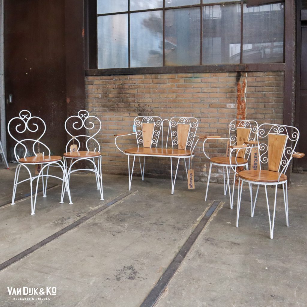 Wit metalen bankje » Van Dijk & Ko