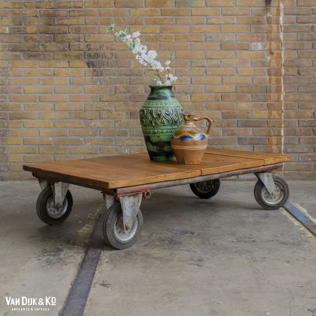 Industriële vintage palletkar » Van Dijk & Ko