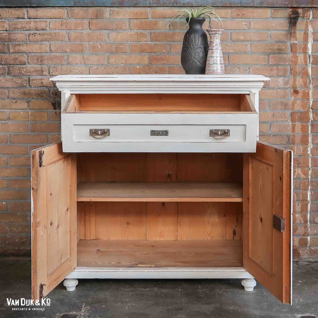 Brocante commode » Van Dijk & Ko