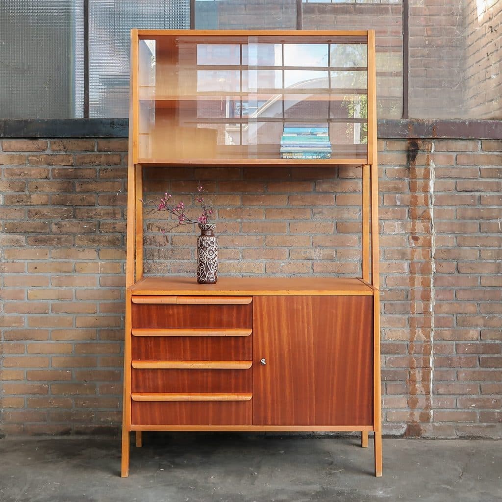 Vintage wandkast – Frantisek Jirak » Van Dijk & Ko